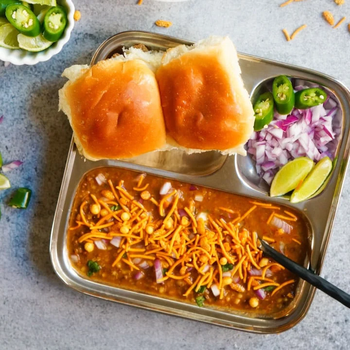 Authentic Misal Pav Recipe: A Taste of Maharashtra - Indian Healthy ...